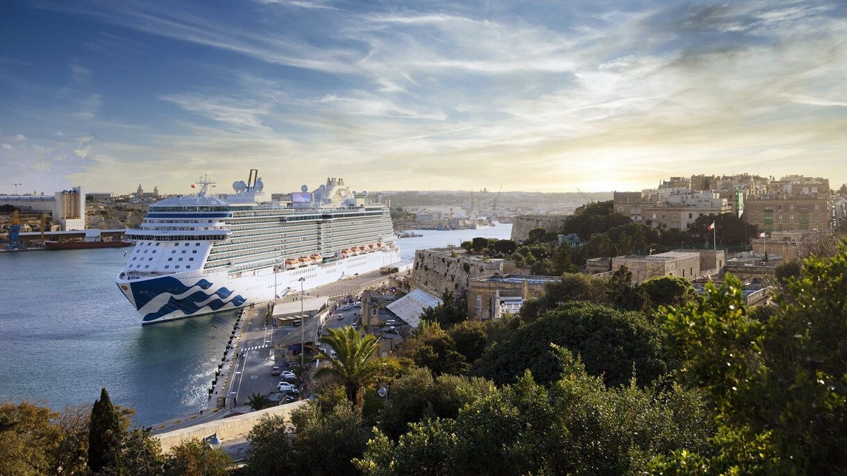 Sky Princess Capacity, Captains and Info - Princess Cruises